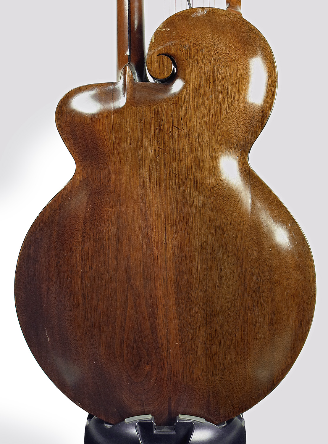 GibsonHarp Guitar c1907 at Harp Guitar Music